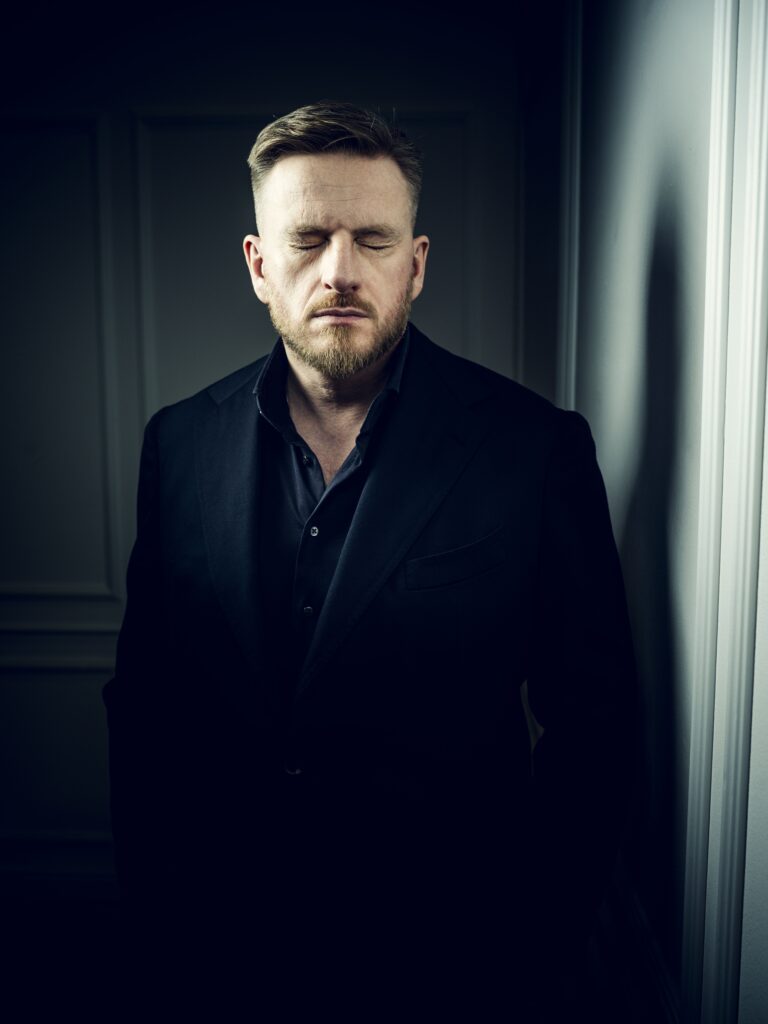 Bio – SZCZEPAN TWARDOCH